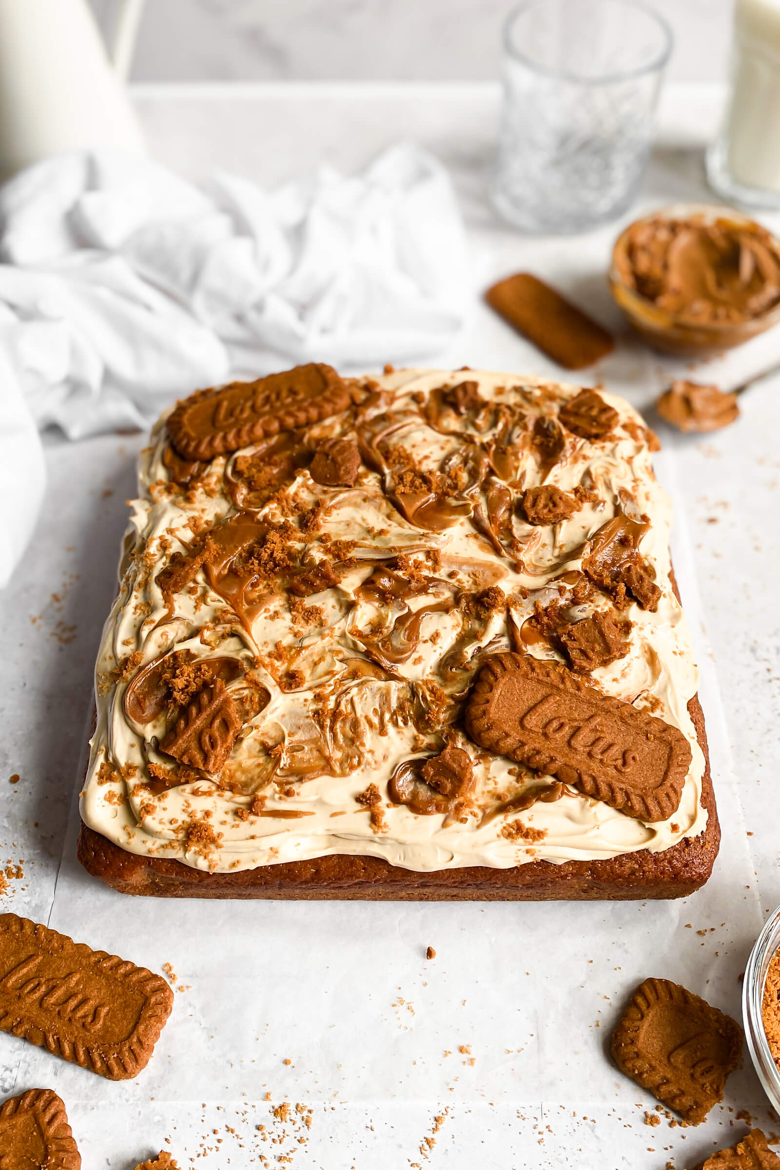 Lotus Biscoff Cake